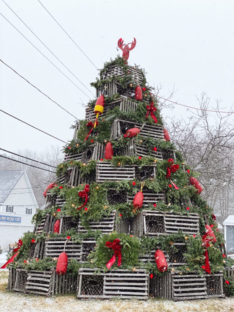 A Kennebunkport Christmas | The Nashville Mom